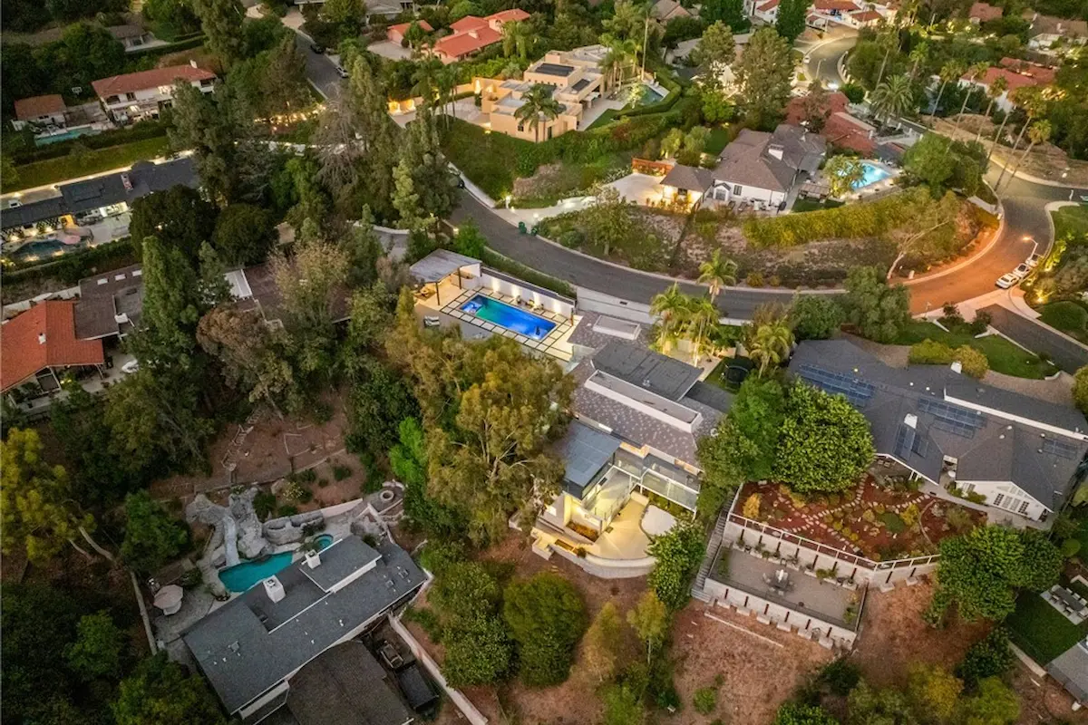 Cowan Heights Property Management